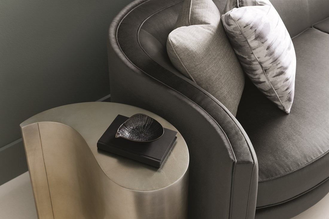 Shop Luxury Side Tables Oman| Luxury Homes Oman| Free Shipping